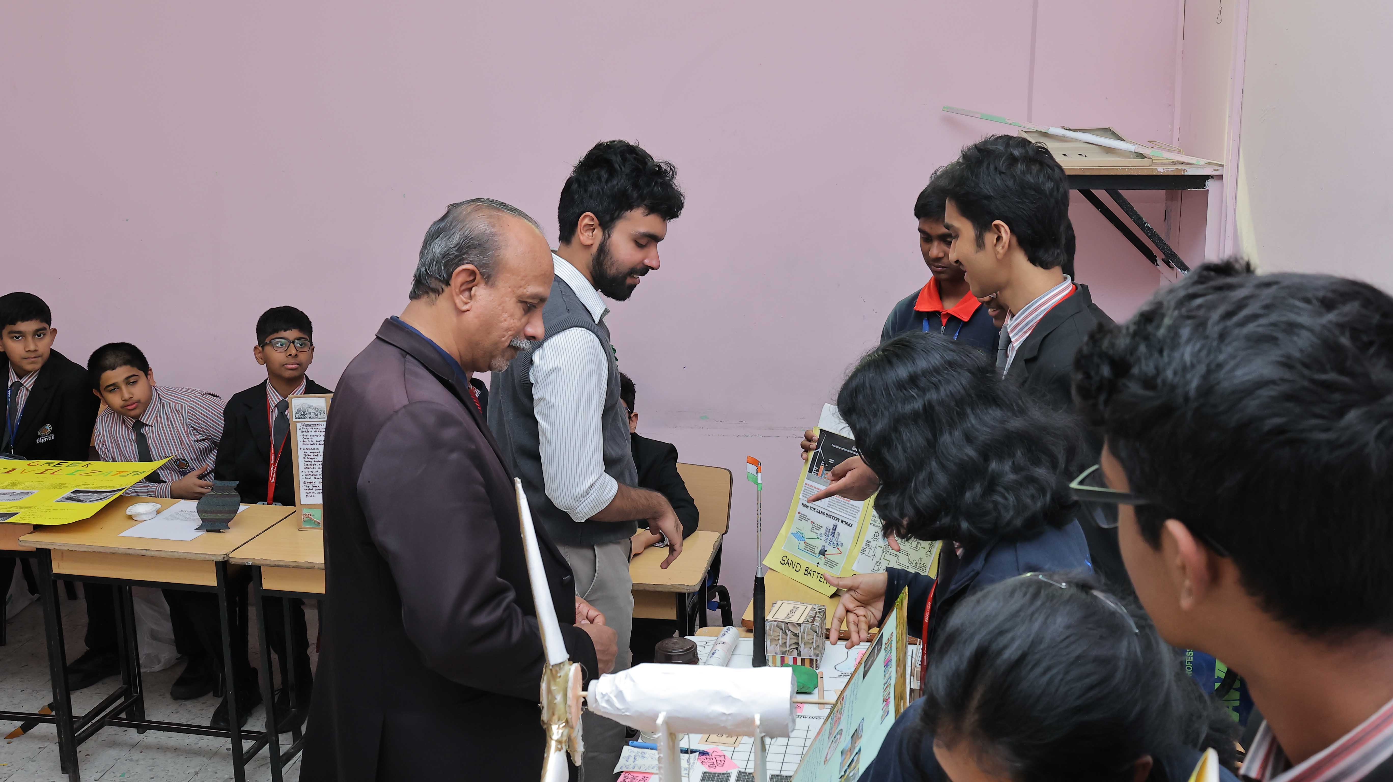 IES, Kuwait holds an Exclusive Social Science Exhibition